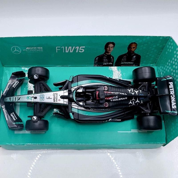 Металлическая коллекционная модель болида Формулы-1 "Burago"1:43.F1 Mercedes - Benz AMG W15E ...