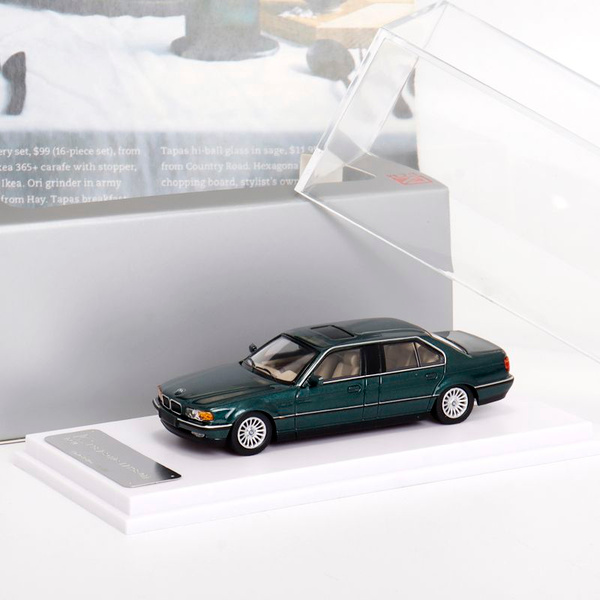 Машинка DCM 1/64 BMW E38 7-Series Die-cast Alloy Car Model Collection ...