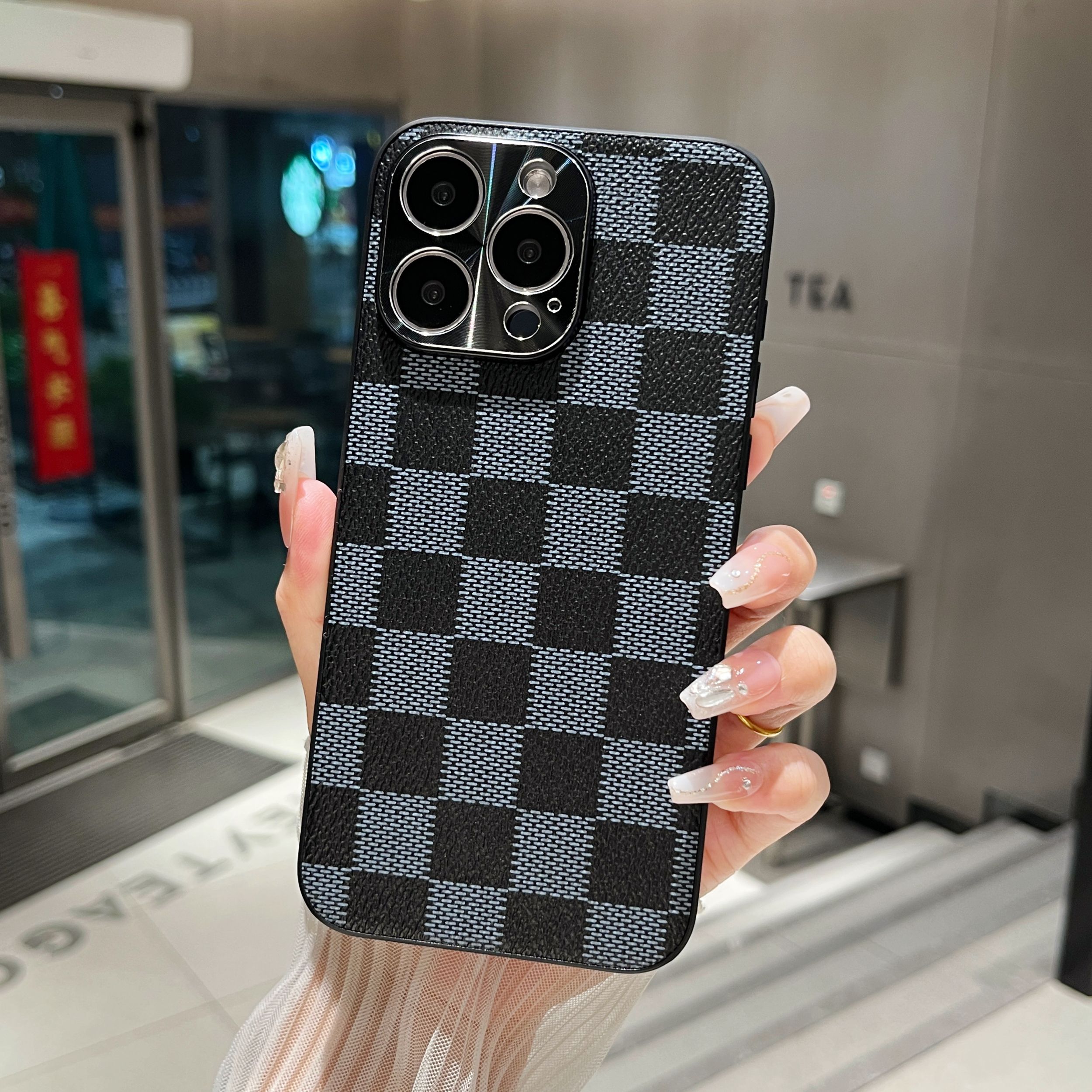 Iphone 11 louis vuitton case store