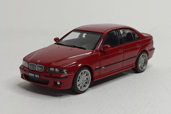 Модель коллекционная Bmw M5 E39 red solido 1:43 купить на OZON по низкой цене (2053816023)
