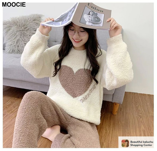 Пижама Женский MOOCIE Полиэфирный шелк, размер 42, 44 Сердца светлый хаки Длинный Китай Манжеты ...