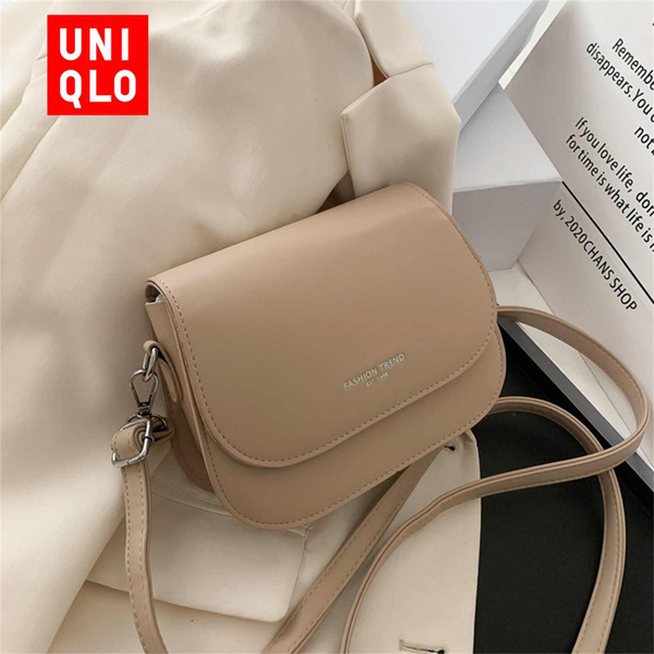Uniqlo Сумка на плечо купить на OZON по низкой цене (1745381791)