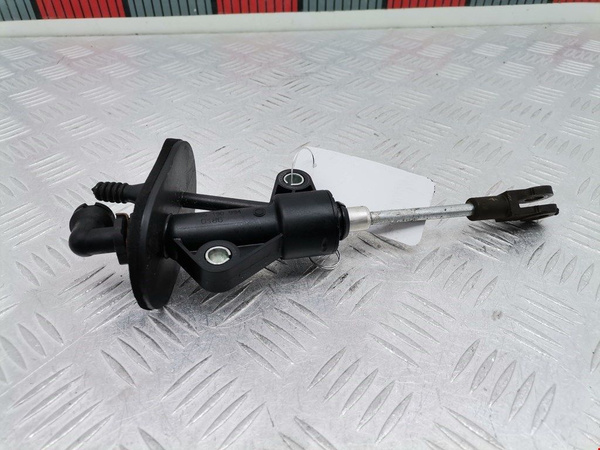 Цилиндр сцепления главный / 1971395 55190994 5679358 для Opel Corsa D ...