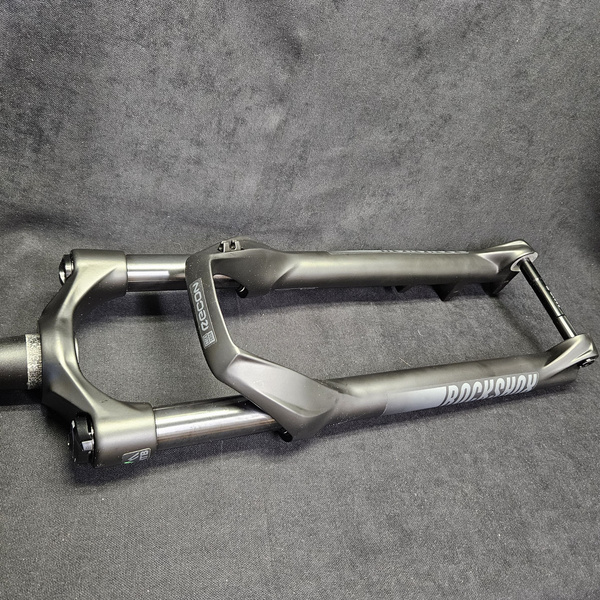 Велосипедная вилка RockShox Recon Silver RL (2024), 29", 15x110мм boost ...