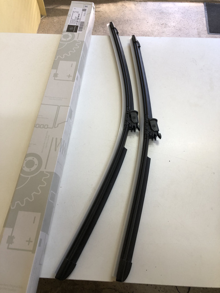 Комплект щеток стеклоочистителя Mercedes-Benz A1678209401 купить на ...