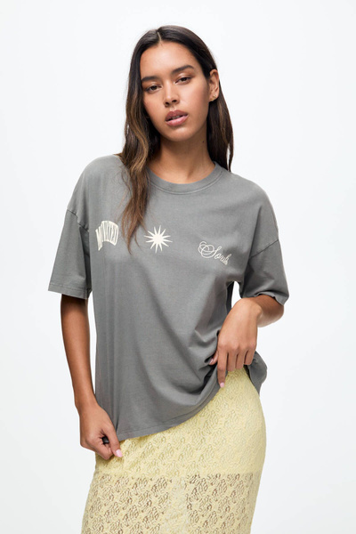 Поло Pull&Bear, размер 44, цвет темно-серый - купить по выгодной цене в интернет-магазине OZON ...