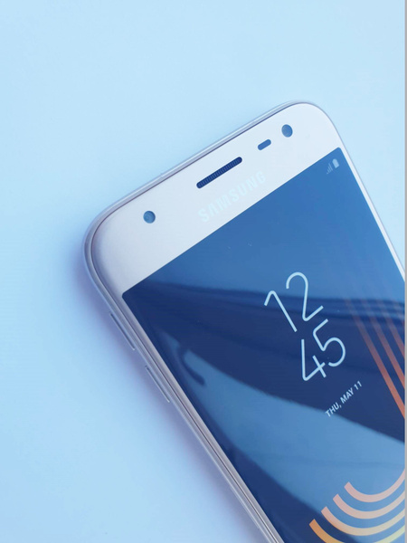 Cмартфон игровой Galaxy J3 SM-J330F 5" золотой не музыкальный статичный ...