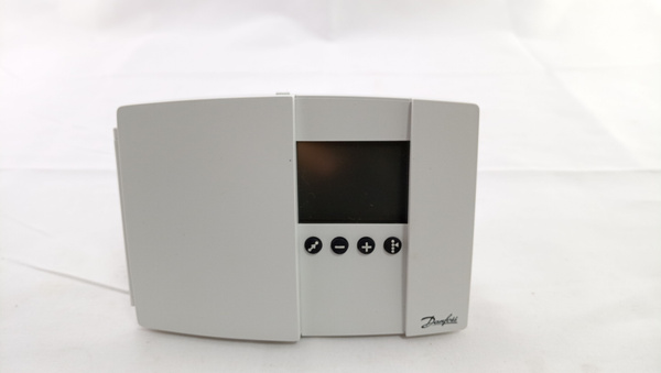 087B1130 Контроллер отопления электронный ECL Comfort 300 ...