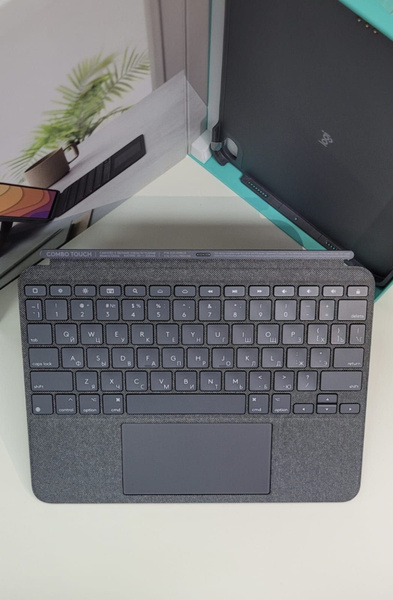Механическая клавиатура Logitech Combo Touch для iPad Air 4/5 поколений ...