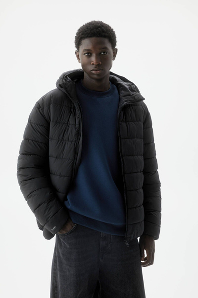 Пальто Pull&Bear, На любой сезон, размер 48, цвет черный, Полиэстер - купить по выгодной цене в ...