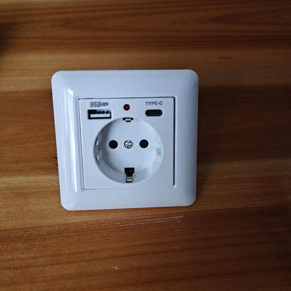 Встраиваемая розетка с USB (Type A и Type C) 220В с заземлением и ...