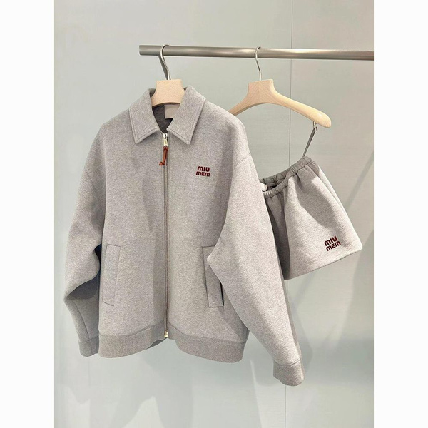 Комплект верхней одежды Женский Miu Miu Вышивка Шнуровка На любой сезон размер 42 Спортивный