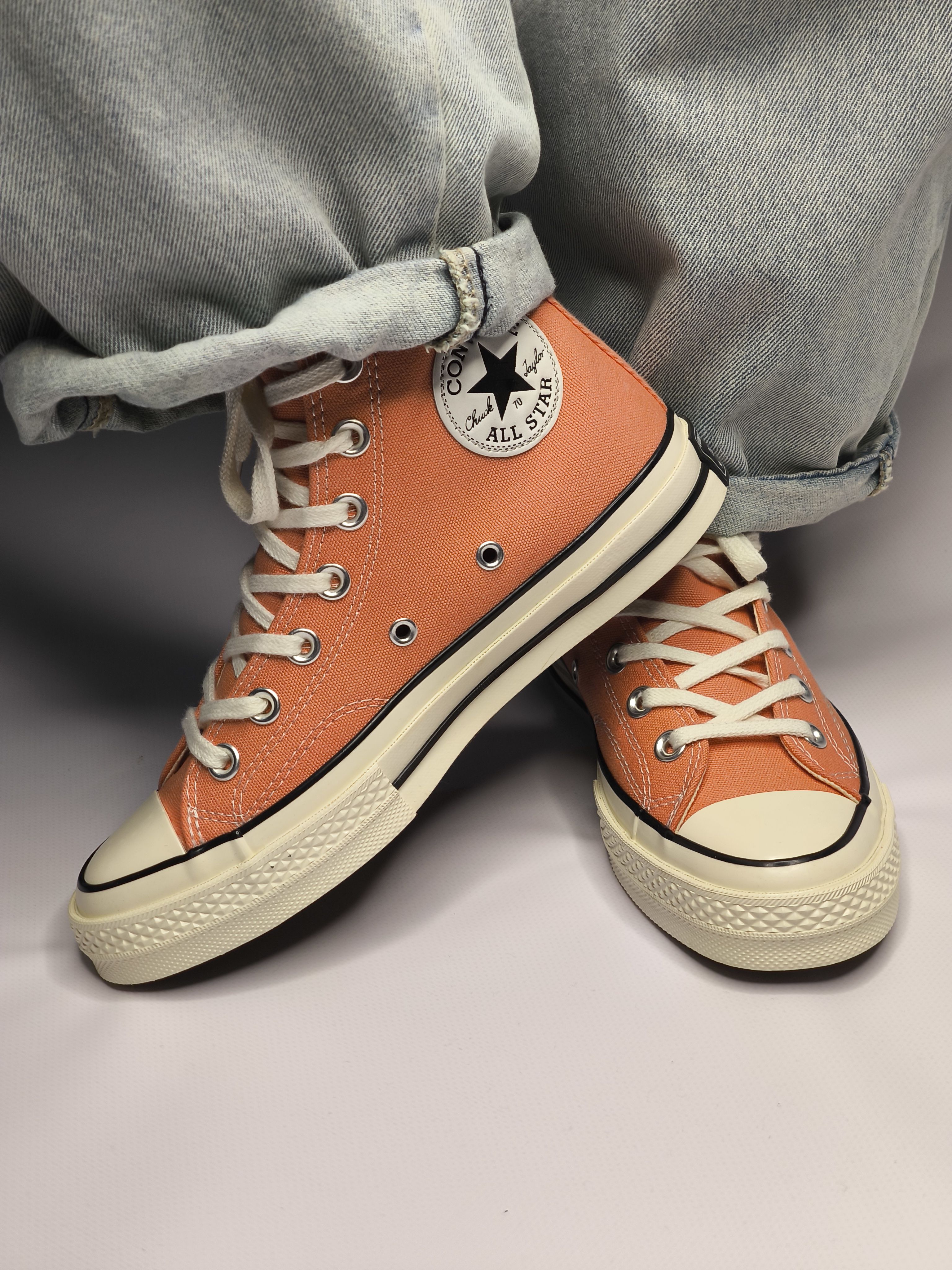Converse orange store