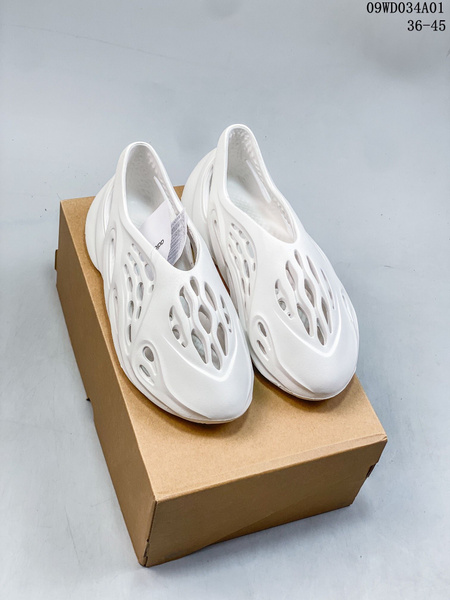 Сандалии YEEZY - купить с доставкой по выгодным ценам в интернет ...