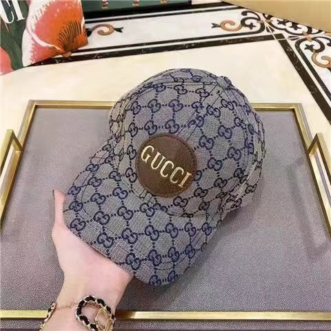 Кепка Gucci - купить с доставкой по выгодным ценам в интернет-магазине ...