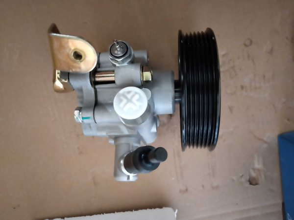 Насос ГУР Geely Emgrand EC7 Origignal - Geely арт. 1064001040 - купить ...