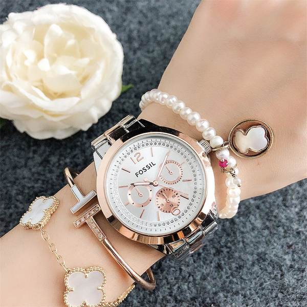 Fossil Часы наручные Кварцевые купить на Ozon по низкой цене 1619625856