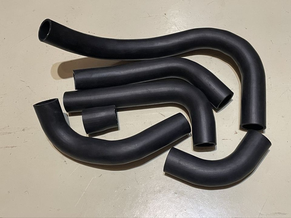 Патрубки радиатора Москвич 2141 (двигатель ВАЗ) комплект из 6 штук ...