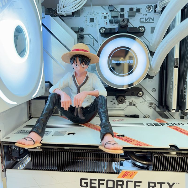 One Piece Luffy Snow - это украшение рабочего стола императрицы ...