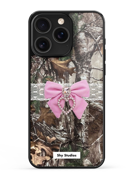 Чехол на iPhone 16 Pro Max от Shy Studios - Camouflage Bow купить на ...