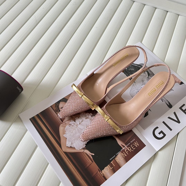 Туфли Miu Miu купить с доставкой по выгодным ценам в интернет магазине Ozon 1542797371