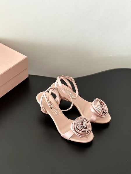 Сандалии Miu Miu купить с доставкой по выгодным ценам в интернет магазине Ozon 1532707257