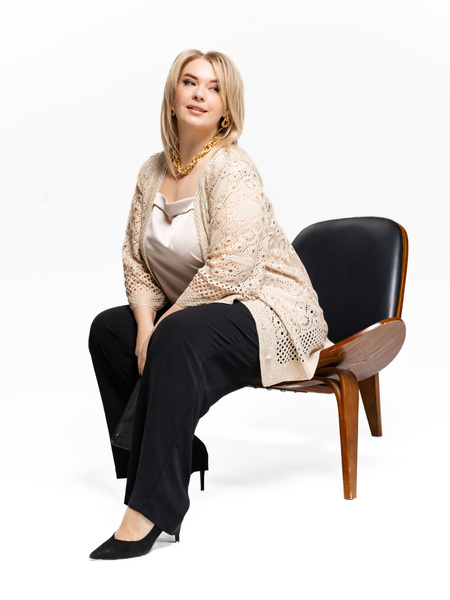 Кардиган Женский SAFI&AMI Collection бежевый Трикотаж, размер 56 Пуговицы прямой Длинный Средняя ...