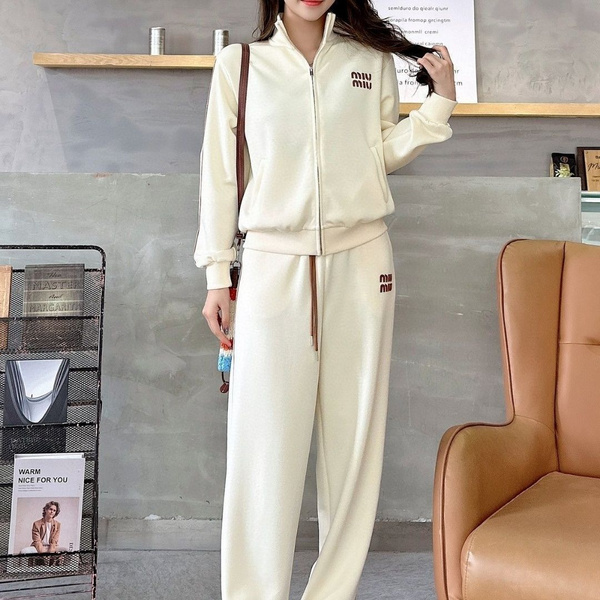 Комплект одежды Miu Miu купить с доставкой по выгодным ценам в интернет магазине Ozon 1698344988