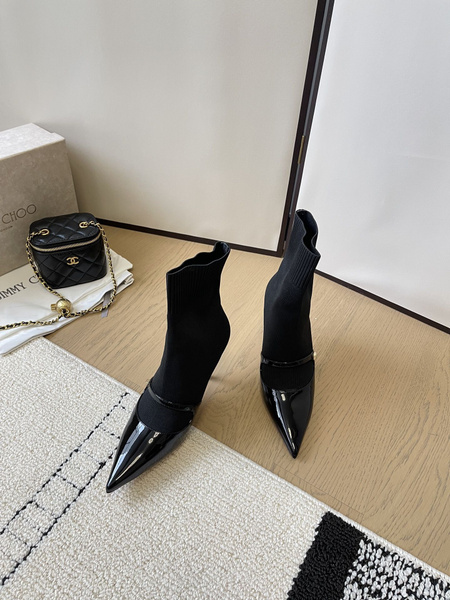 Кроссовки Jimmy Choo купить на OZON по низкой цене (1755213216)