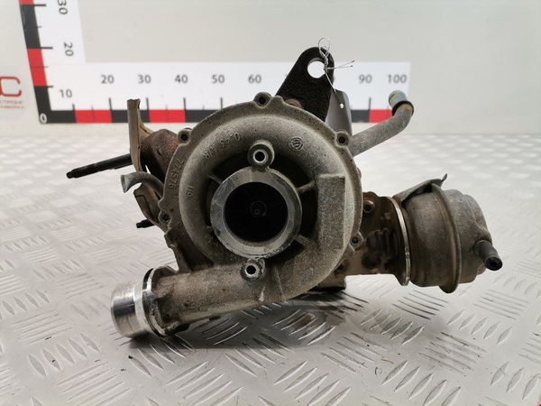 Турбина / 1377092 8200799760 7701478904 для Renault Megane 3 (с ...