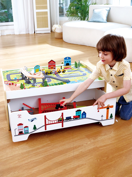 Железная дорога со столом для хранения "Мой город" Hape, 75 предметов купить на OZON по низкой ...