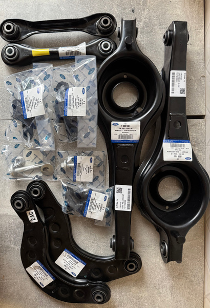 Оригинальный комплект рычагов задней подвески Ford Focus 2 / Форд Фокус ...