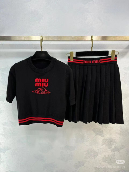 Комплект футболок Женский Miu Miu черный Короткий размер 44 Полиэстер Полоска Логотип