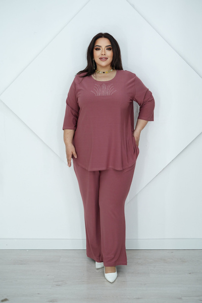 Комплект одежды Женский Assorti-moda Вечерний/праздничный брючный розовый, размер 66 Поливискоза ...