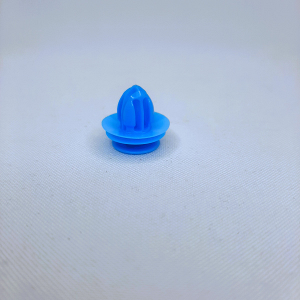 Клипса крепежная автомобильная, 1 шт. купить по выгодной цене в ...