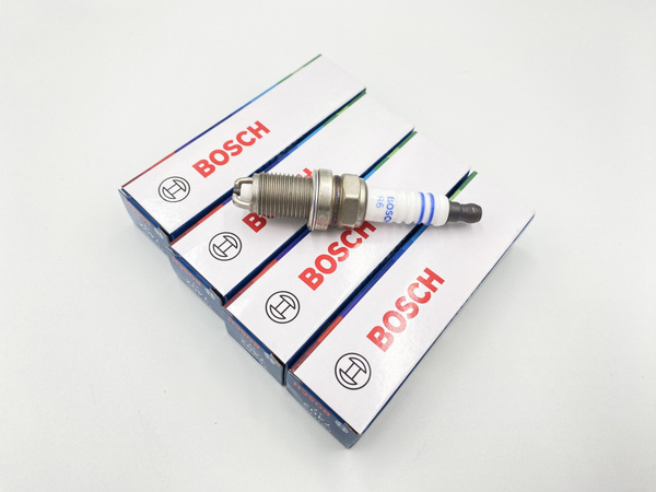 Комплект свечей зажигания BOSCH 0242235668 Логан, Сандеро, Ларгус ...