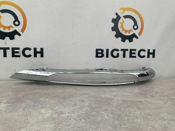 Накладка противотуманной фары левая Mercedes Benz A2048803224 купить по ...