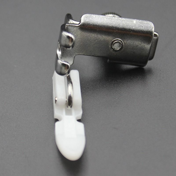 Характеристики Регулируемая односторонняя прижимная лапка для молнии ...