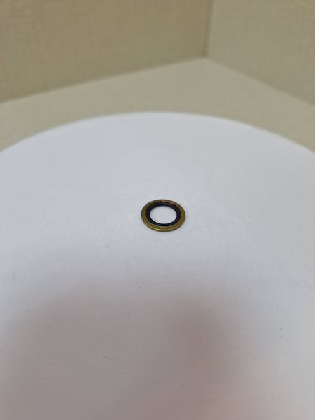 3963990 Шайба уплотнительная болта штуцера трубки слива топлива резино ...