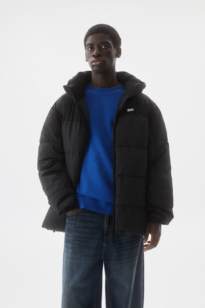 Пальто Pull&Bear, На любой сезон, размер 40, цвет черный, Полиэстер - купить по выгодной цене в ...