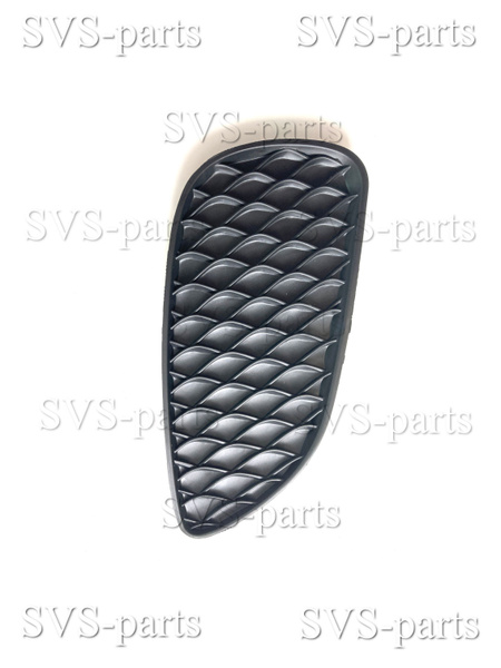 Решетка переднего бампера правая Mercedes GLA x156 дорест - арт ...