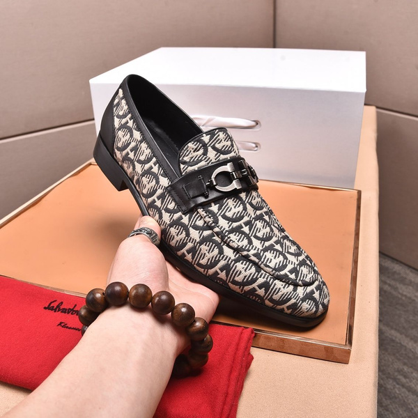 Туфли Salvatore Ferragamo - купить с доставкой по выгодным ценам в ...
