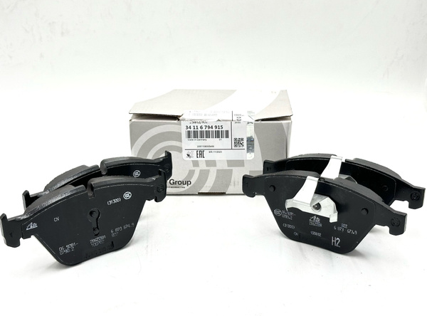 Колодки тормозные передние BMW 34116794915 (E60, E65, E90, E93) купить ...