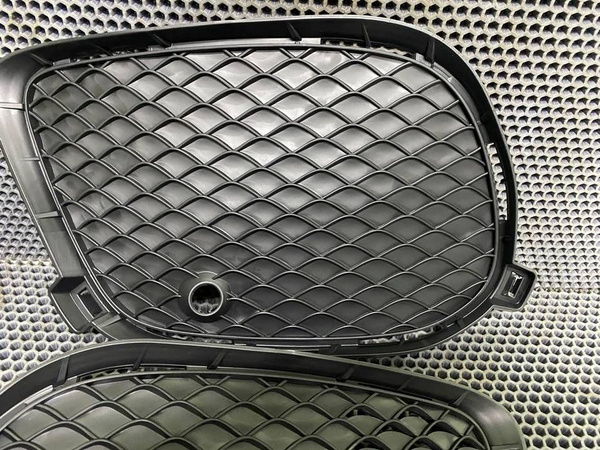 Решетка бампера Mercedes GLE GLS 166 292 AMG A2928855322купить c ...
