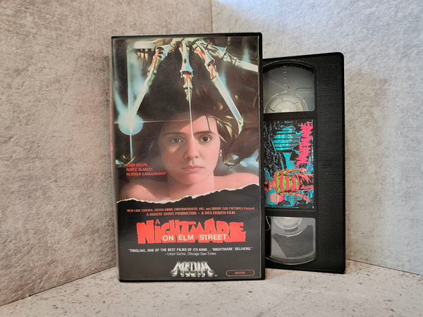 Видеокассета VHS Кошмар на улице Вязов купить на OZON по низкой цене ...