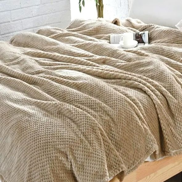 Покрывало Mega Outlet Ананас 220x 200 см купить c доставкой на OZON по низкой цене (860960605)