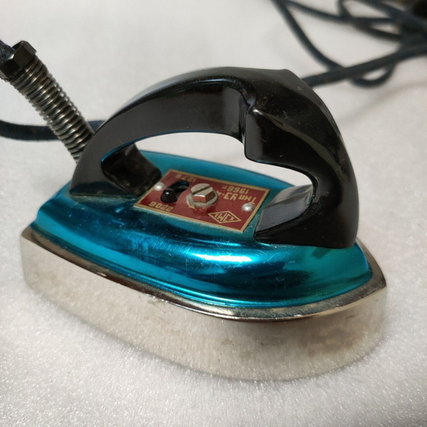 Утюг электрический дорожный УЭ 4 винтажный СССР купить по низким ценам в интернет магазине Ozon