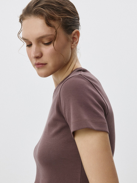 Футболка Женский SELA шоколадный, размер 50 Трикотаж облегающий Повседневный Узбекистан купить c ...