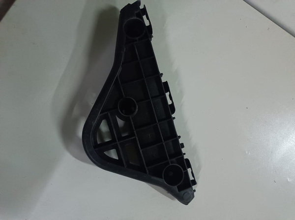 Кронштейн бампера правый - Toyota арт. 5253533050 - купить по выгодной ...