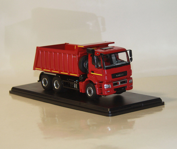 Модель коллекционная KAMAZ-6520-21010-53 самосвал. 1:43. - купить в интернет-магазине OZON по ...